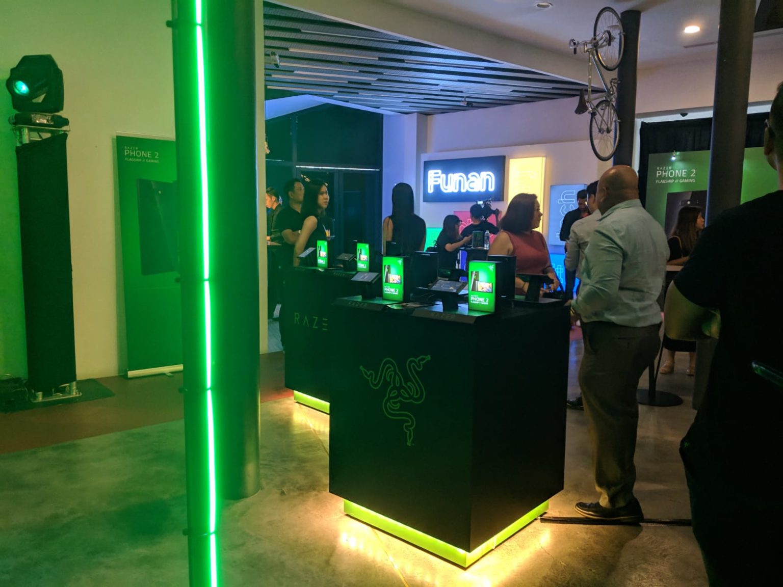 Razer Launch – Blackvine Razer Launch – Blackvine